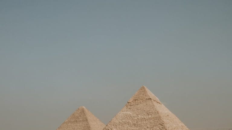 Pyramids of Giza - Mystery In History – Exploring Secrets of the Past
